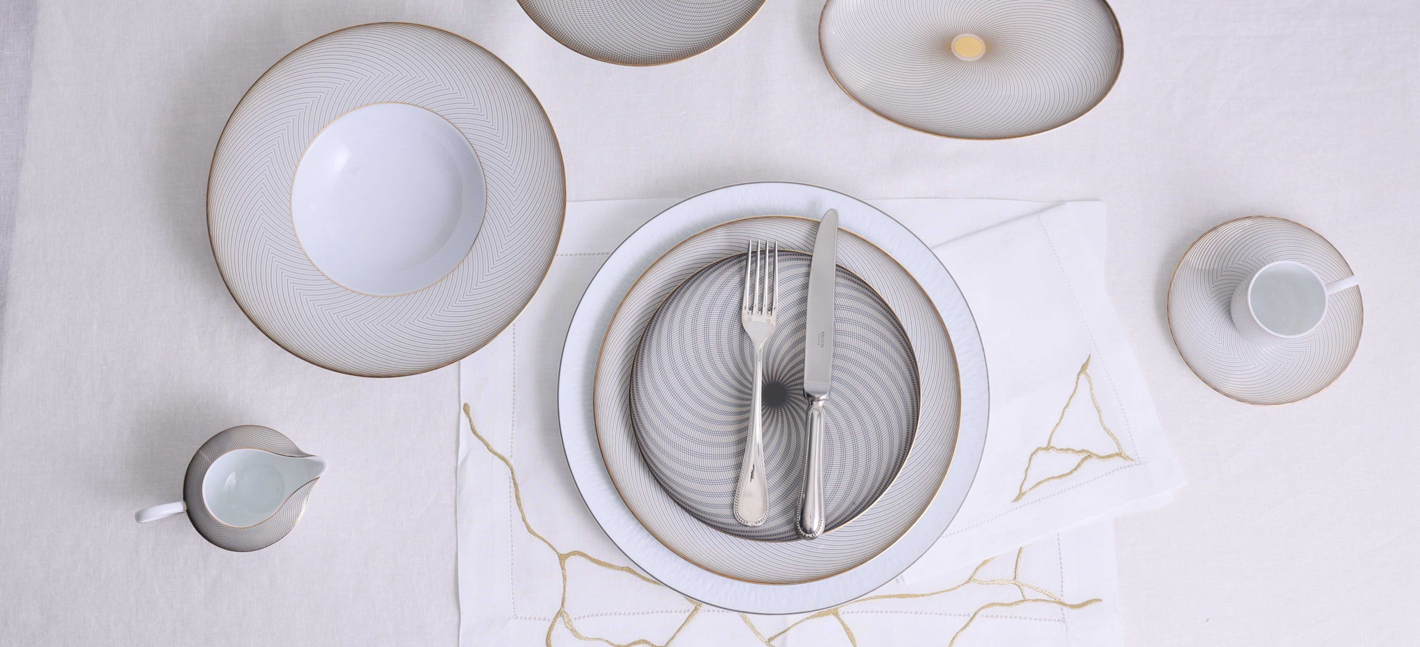 Raynaud porcelain: luxury French Limoges dinnerware - MDMAISON